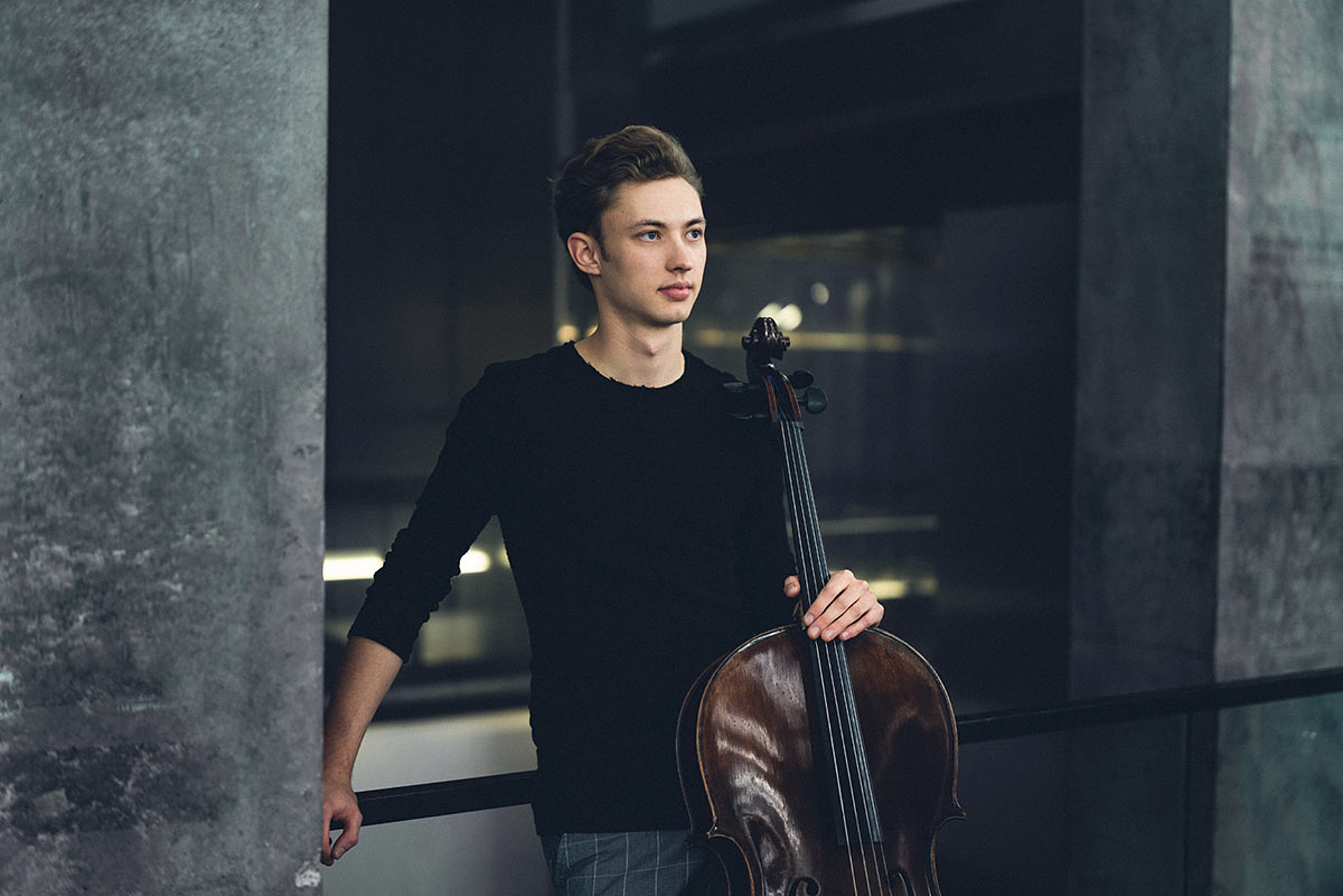 Sebastian Fritsch – Cellist: Sebastian Fritsch