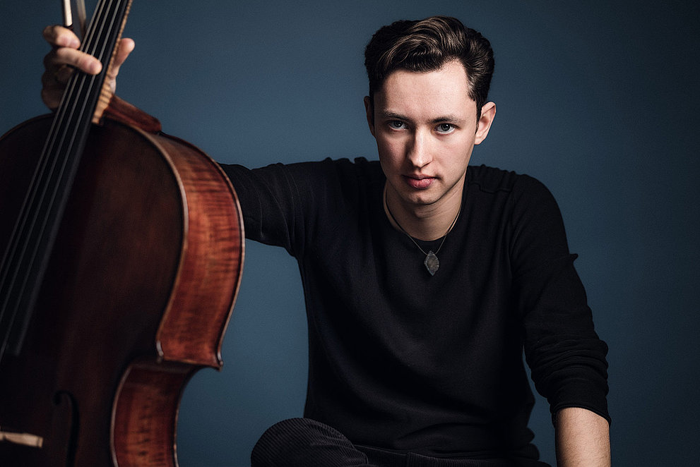 Sebastian Fritsch – Cellist: Sebastian Fritsch